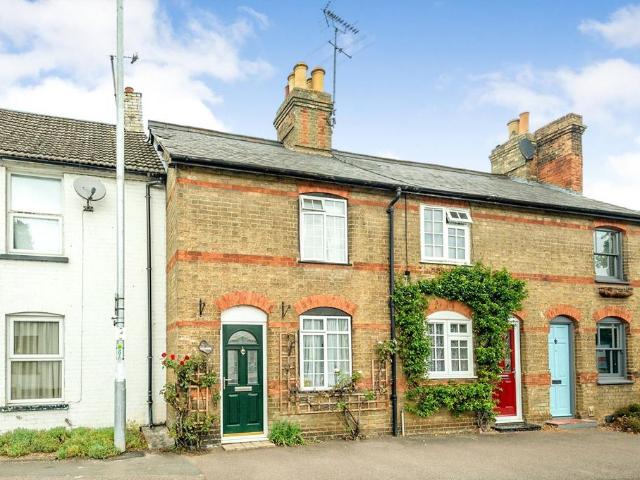2 bedroom terraced house for sale