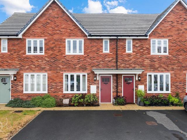 2 bedroom terraced house for sale