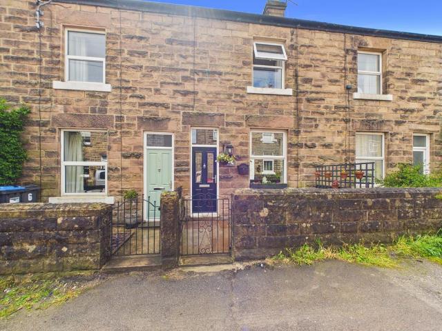 2 bedroom terraced house for sale