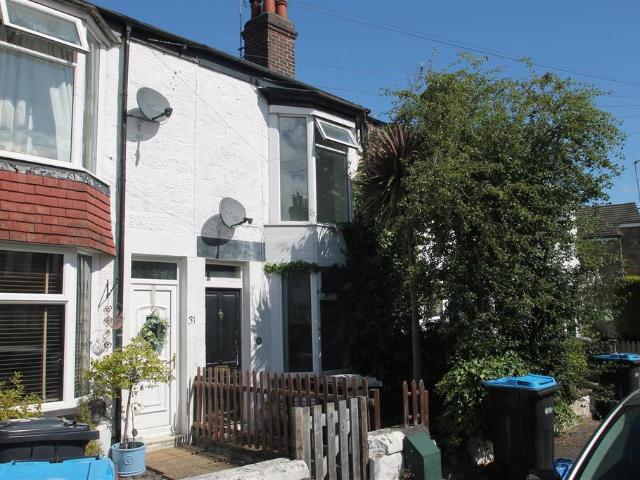 2 bedroom terraced house for sale