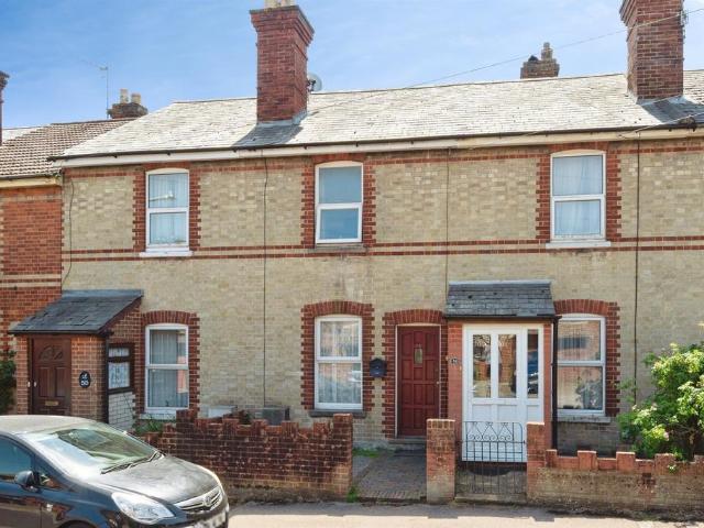 2 bedroom terraced house for sale