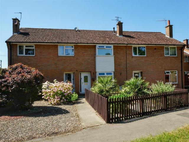 2 bedroom terraced house for sale