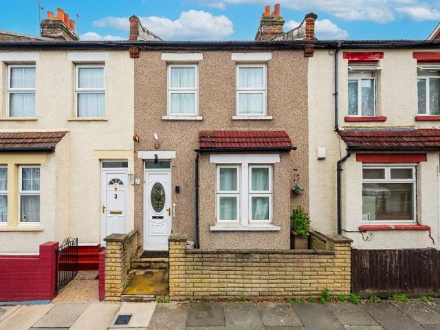 2 bedroom terraced house for sale