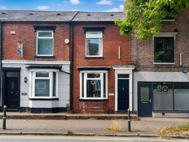 2 bedroom terraced house for sale