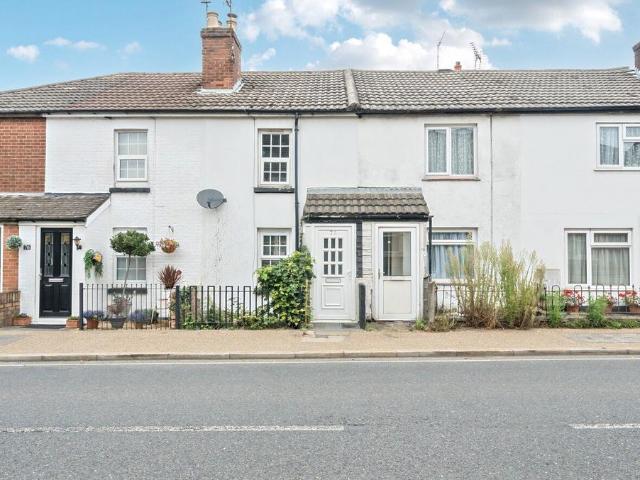 2 bedroom terraced house for sale