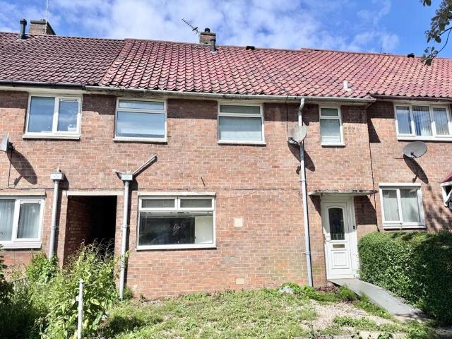 2 bedroom terraced house for sale
