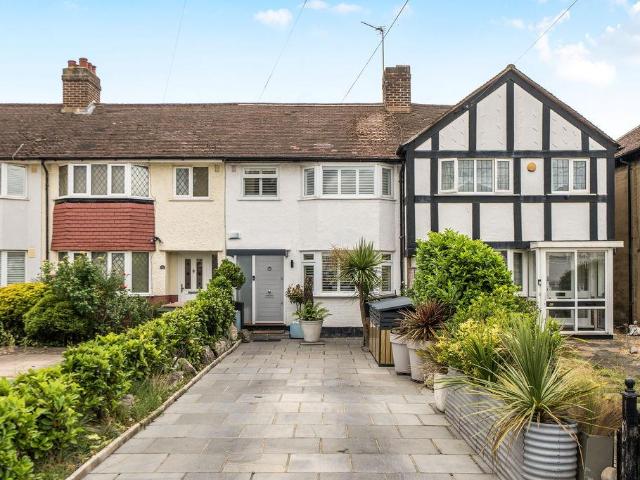 2 bedroom terraced house for sale