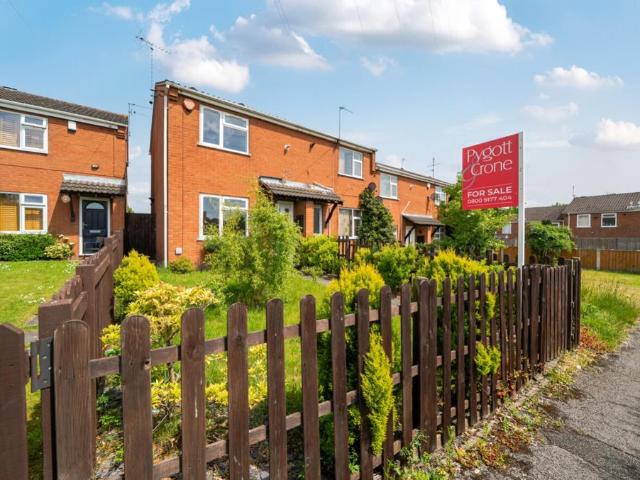 2 bedroom terraced house for sale