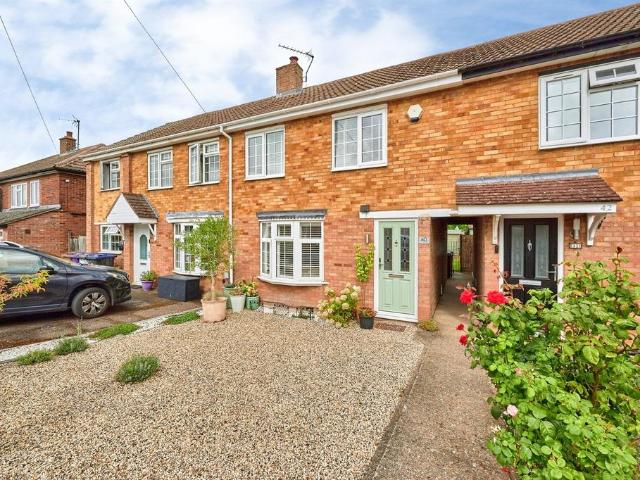 2 bedroom terraced house for sale