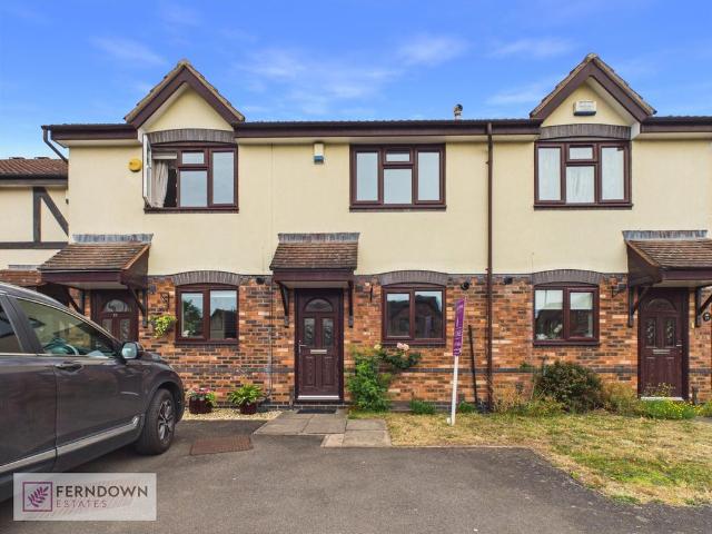 2 bedroom terraced house for sale