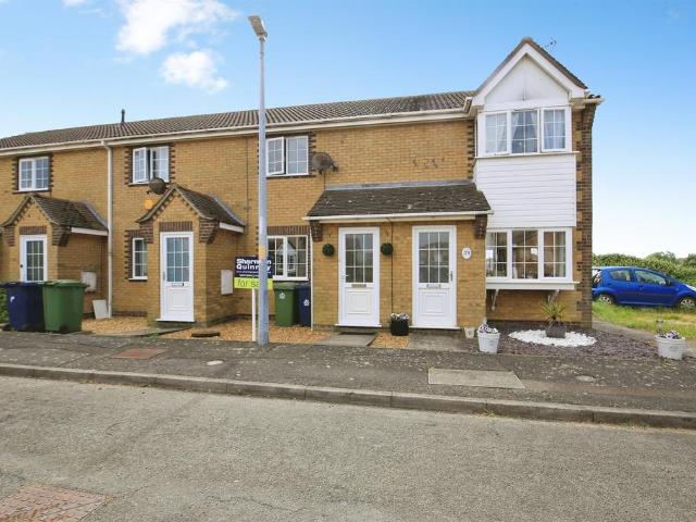 2 bedroom terraced house for sale