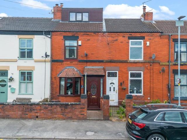 2 bedroom terraced house for sale
