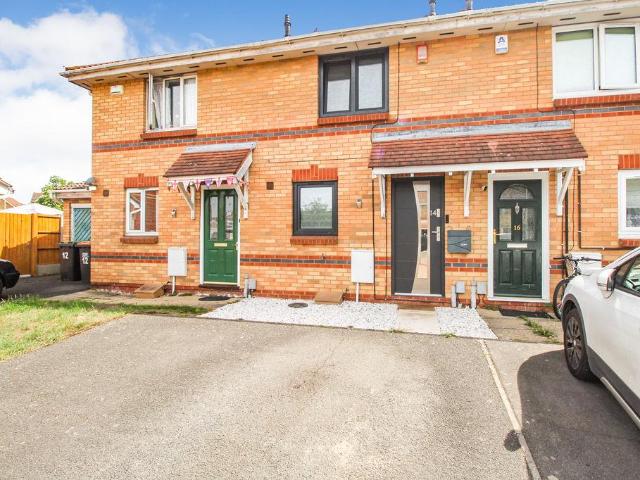 2 bedroom terraced house for sale