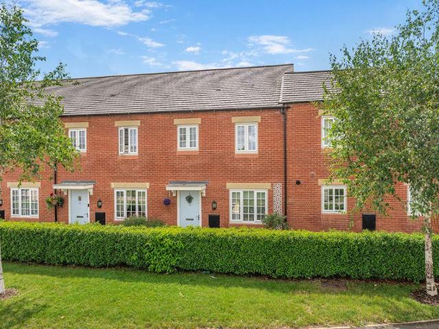 2 bedroom terraced house for sale
