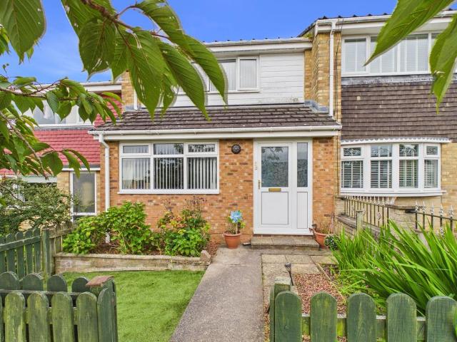 2 bedroom terraced house for sale