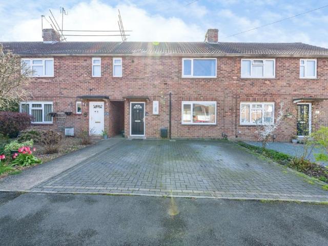 2 bedroom terraced house for sale