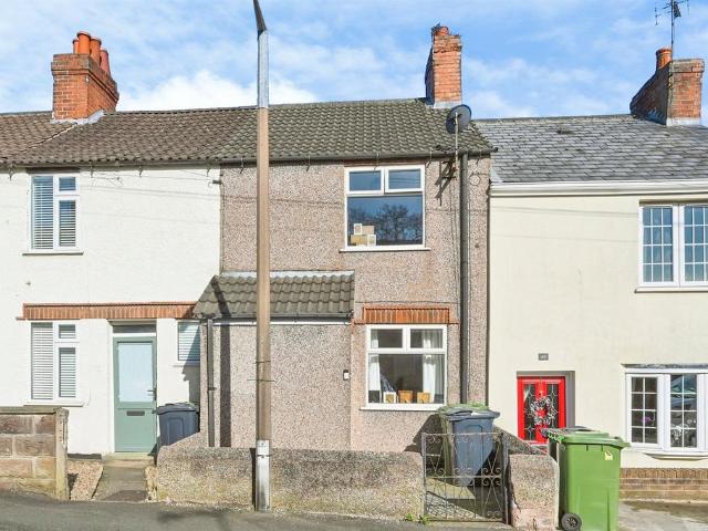 2 bedroom terraced house for sale