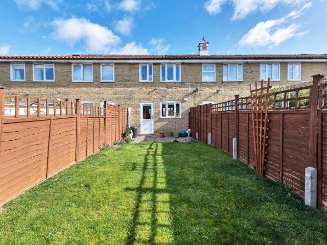2 bedroom terraced house for sale