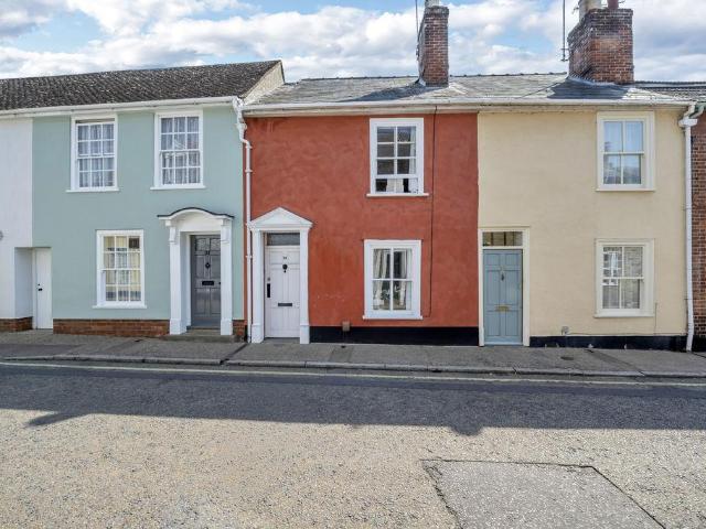 2 bedroom terraced house for sale
