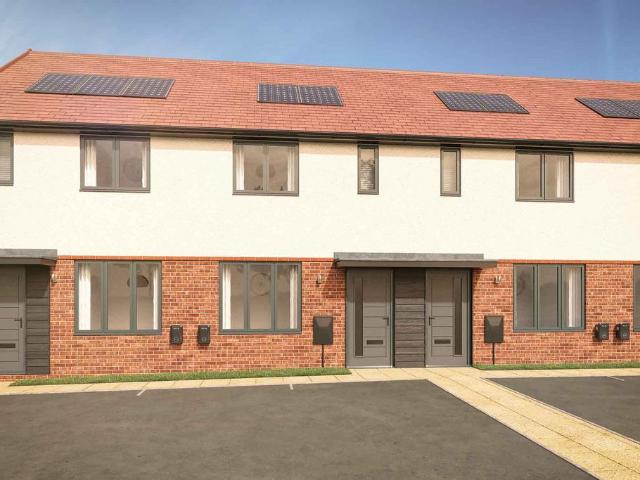 2 bedroom terraced house for sale