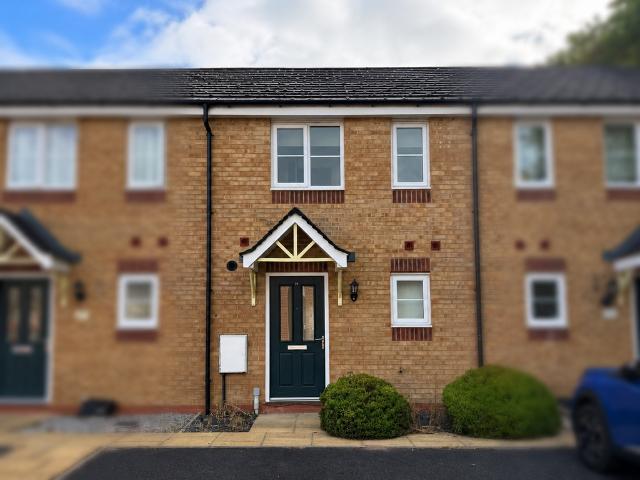 2 bedroom terraced house for sale
