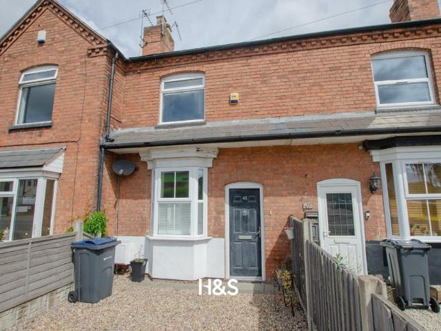 2 bedroom terraced house for sale