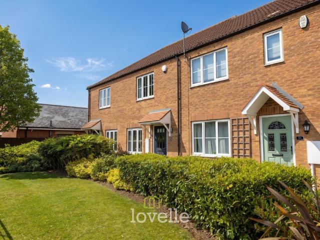 2 bedroom terraced house for sale