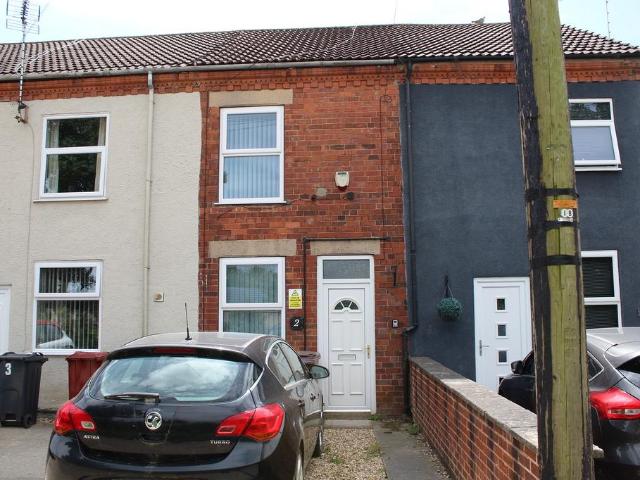 2 bedroom terraced house for sale