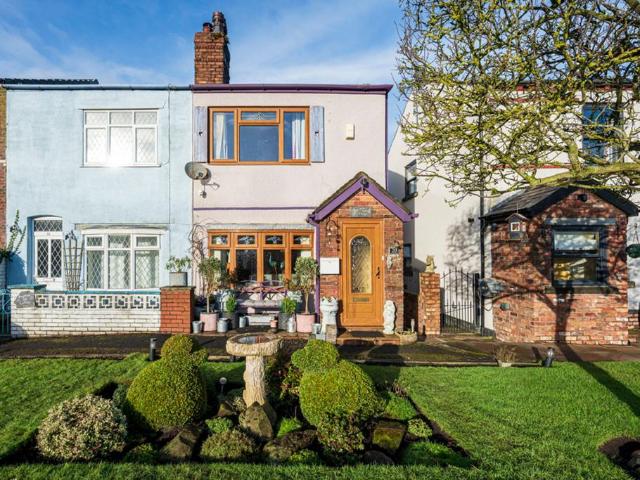 2 bedroom terraced house for sale