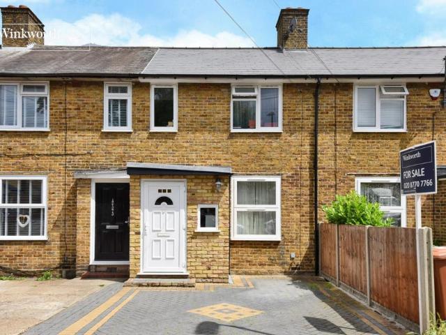 2 bedroom terraced house for sale