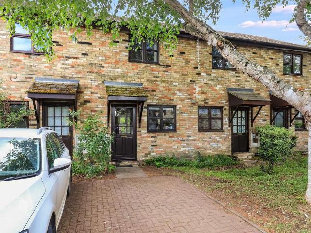 2 bedroom terraced house for sale