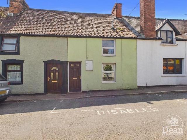 2 bedroom terraced house for sale