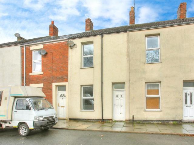 2 bedroom terraced house for sale