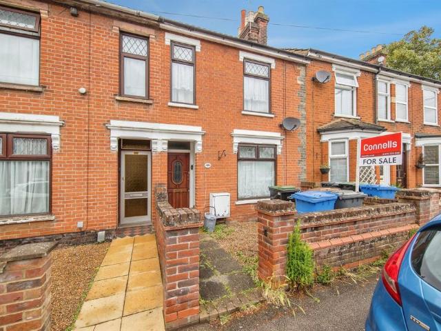 2 bedroom terraced house for sale