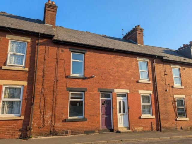 2 bedroom terraced house for sale