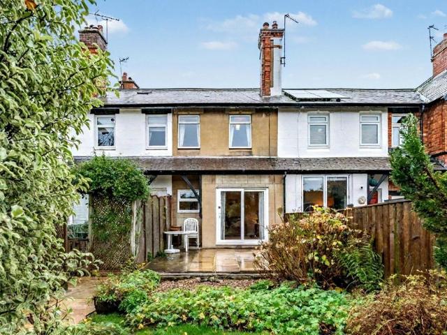 2 bedroom terraced house for sale