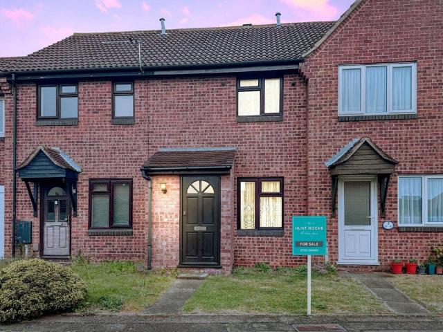 2 bedroom terraced house for sale