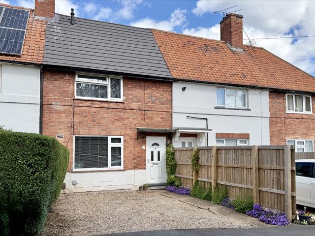 2 bedroom terraced house for sale