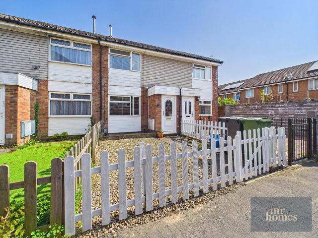 2 bedroom terraced house for sale