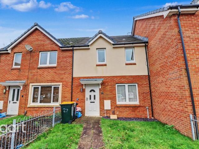 2 bedroom terraced house for sale