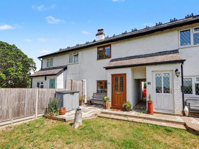 2 bedroom terraced house for sale