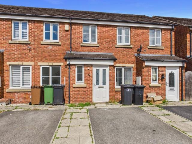 2 bedroom terraced house for sale