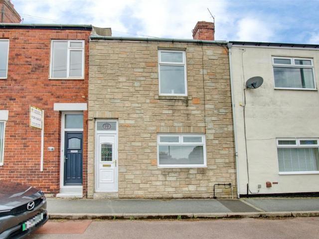 2 bedroom terraced house for sale