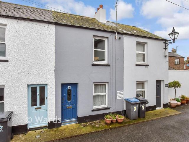2 bedroom terraced house for sale