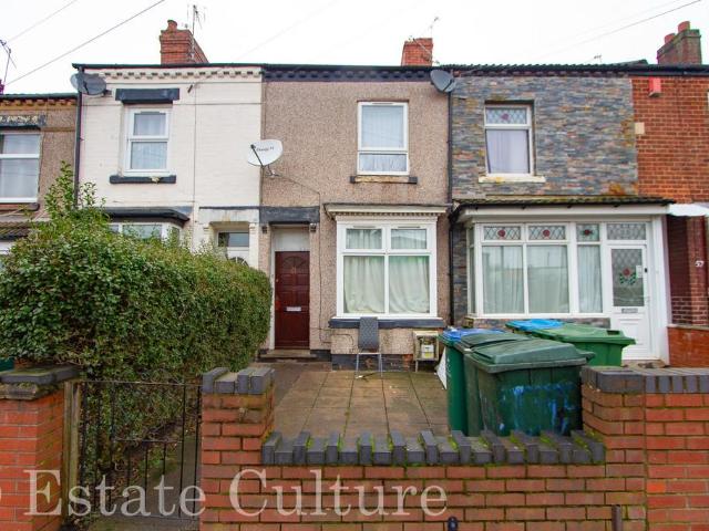 2 bedroom terraced house for sale