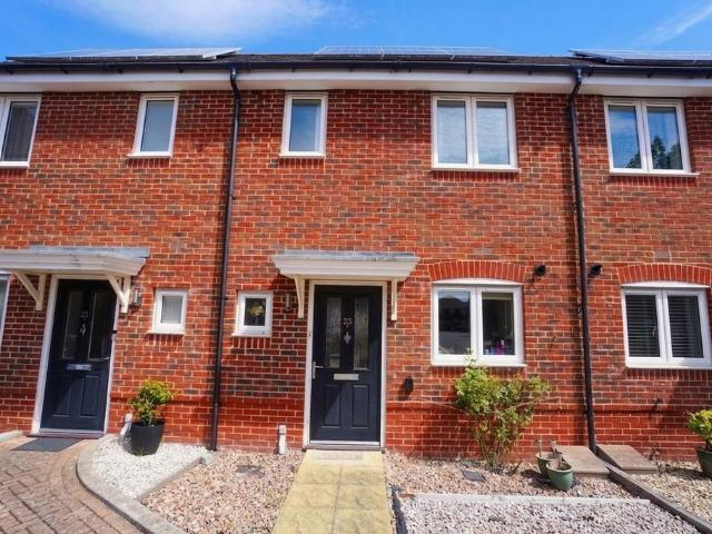 2 bedroom terraced house for sale