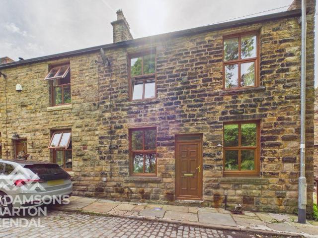 2 bedroom terraced house for sale