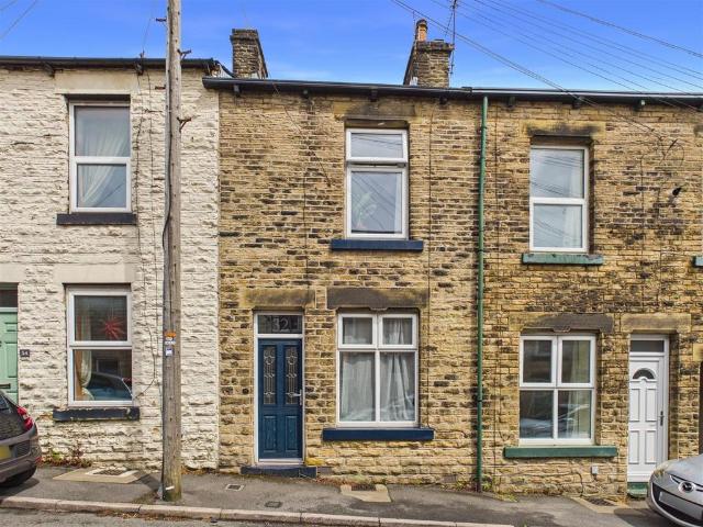 2 bedroom terraced house for sale