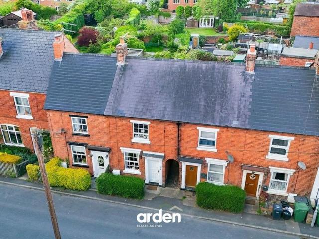 2 bedroom terraced house for sale