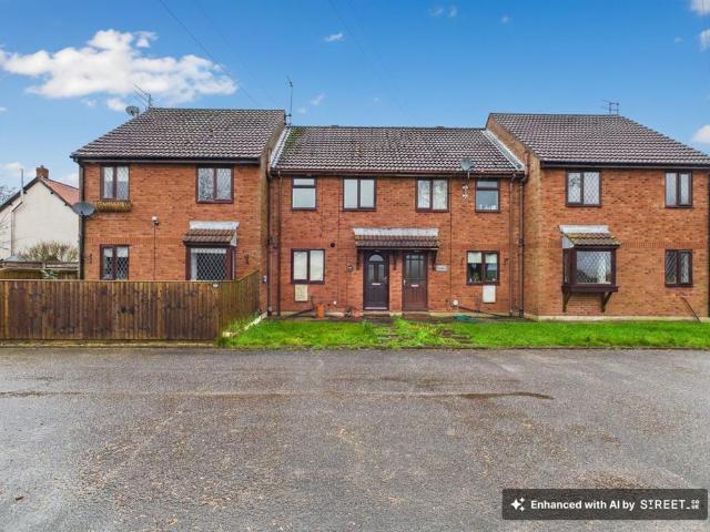 2 bedroom terraced house for sale